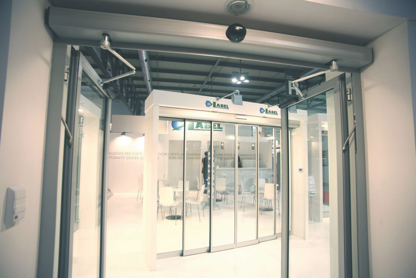 Neptis SLT Automatic Operator Kit for Both Internal & External Doors Up ...